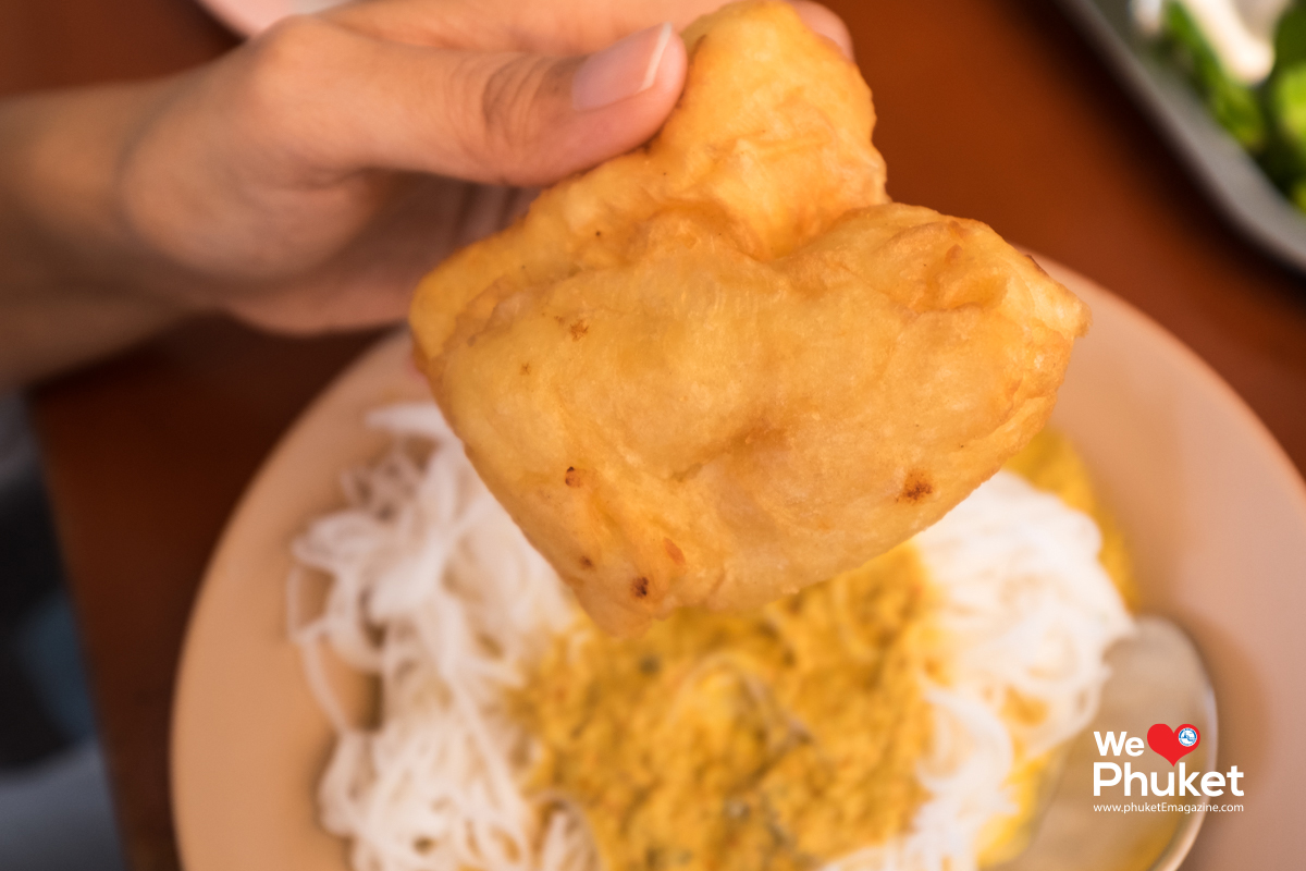 How to eat Kanom Jeen Phuket style - Phuket E-Magazine